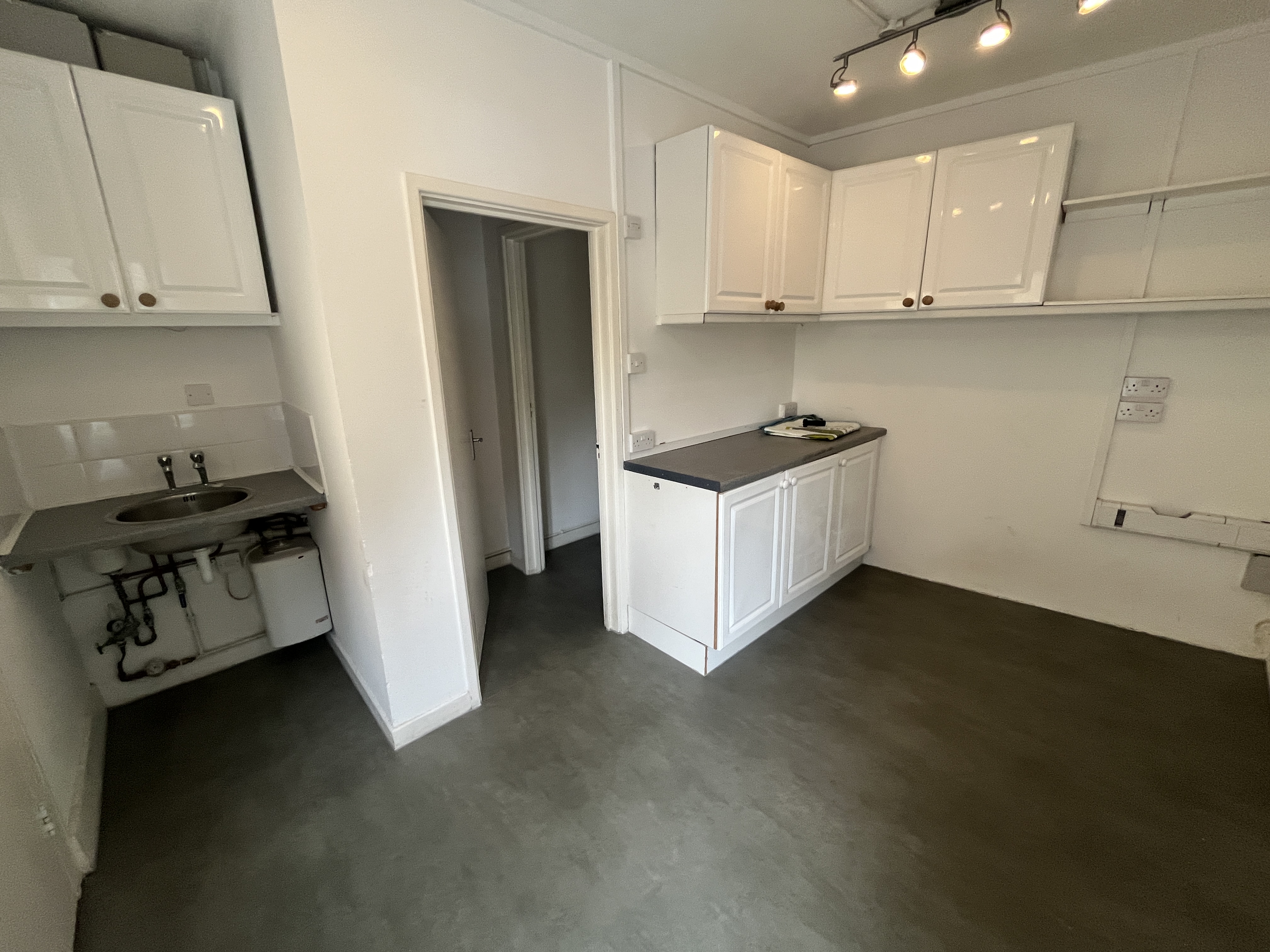 FOR RENT: Best Complex, Unit 3A | Watts Property Consultants