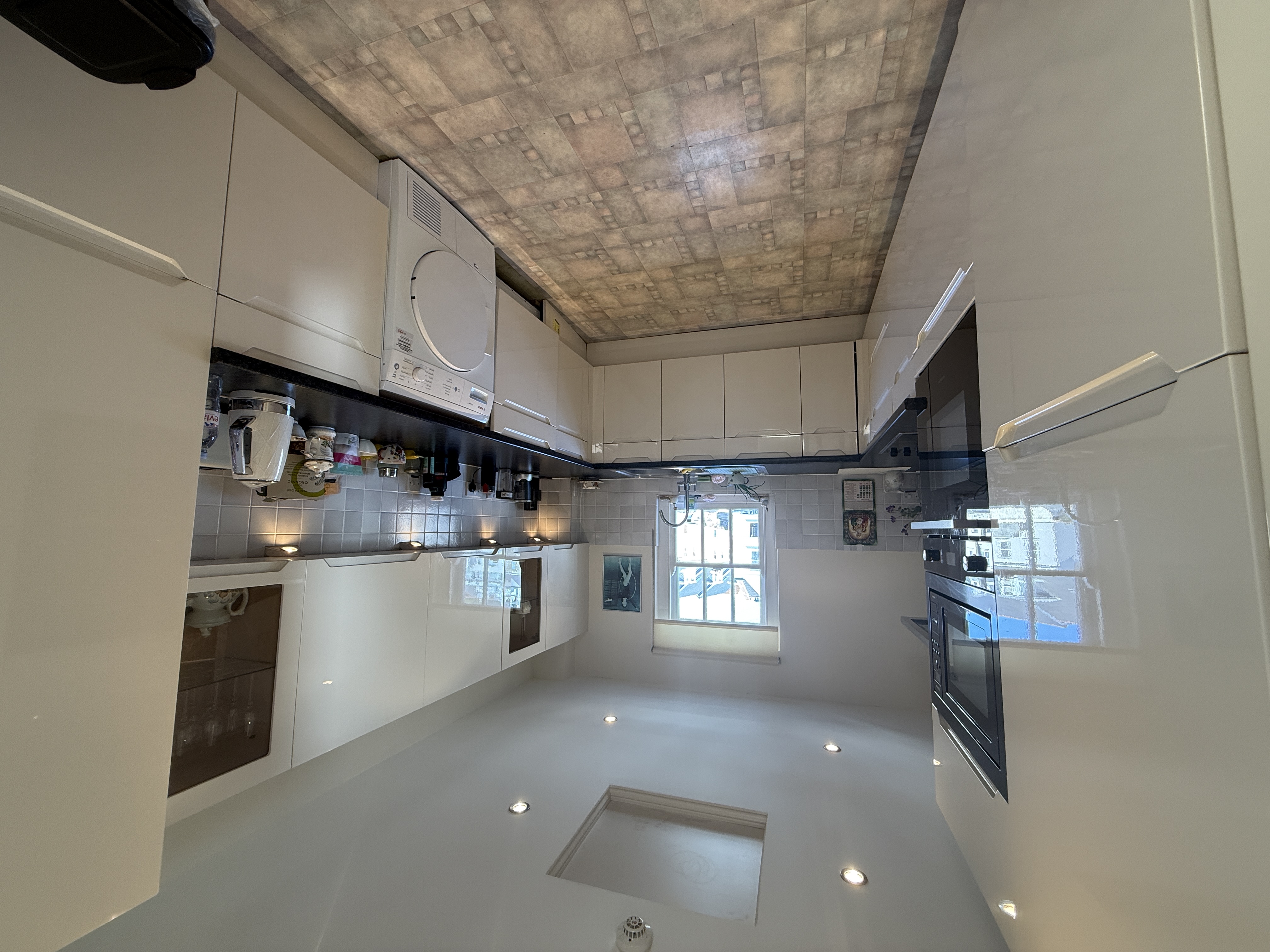 FOR SALE: Esplanade House | Watts Property Consultants